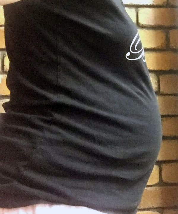 Twin Pregnancy Belly: Week by Week Pictures – About Twins